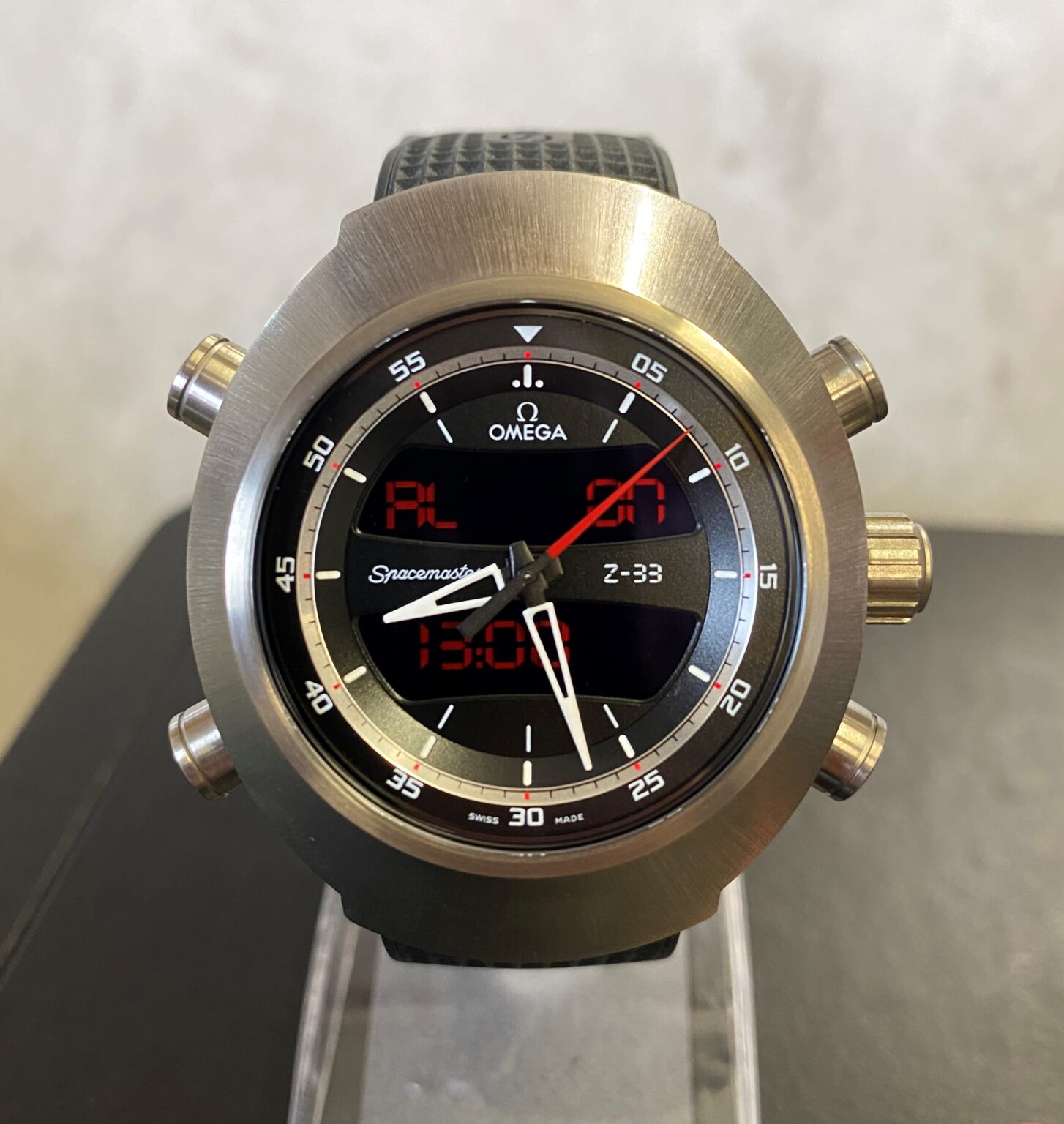 Omega Speedmaster Spacemaster Z-33 - Unworn, New. Full Set. Stunning ...