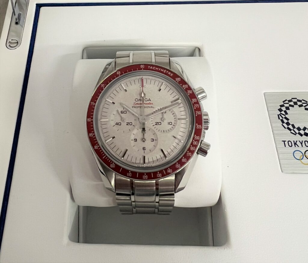 Omega Speedmaster Tokyo 2020 - Ref: 52230423006001 - Rising Sun - Full ...