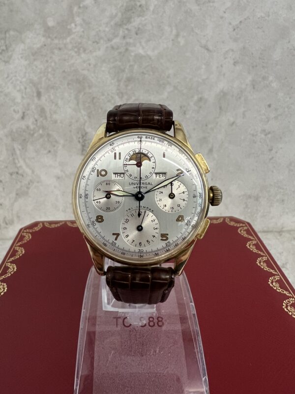 Universal Genève Compax Tri-compax Moonphase Gold - Ref: 12552. Circa ...